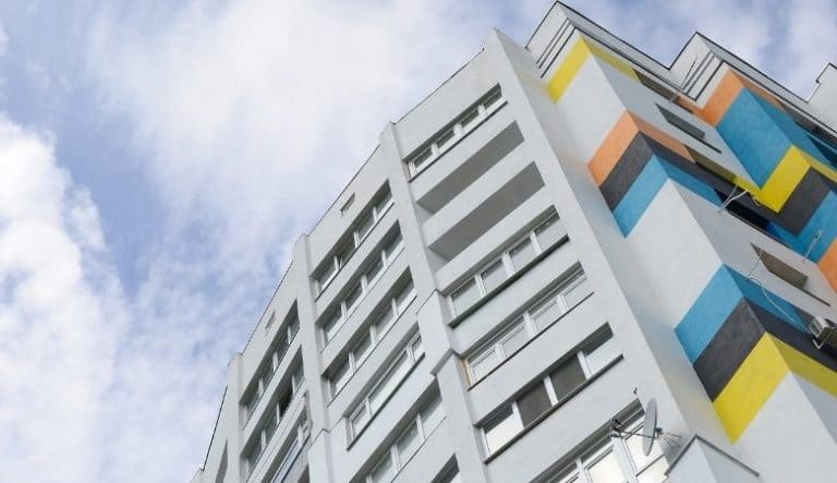 11 Things That Are About 80 Feet (ft) Long – dimensionofstuff.com