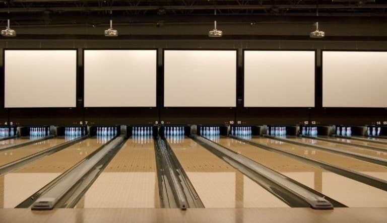 13 Things That Are About 60 Feet (ft) Long – www.dimensionofstuff.com