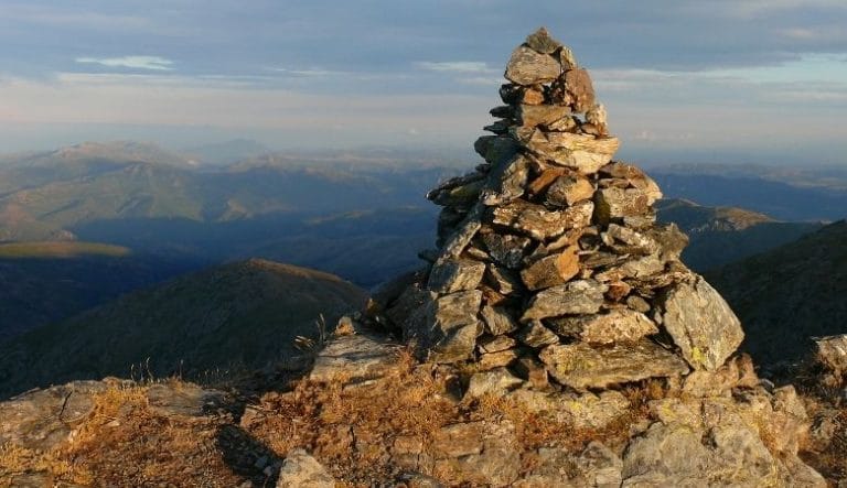 12 Things That Are About 6000 Feet (ft) Long/Tall/High ...