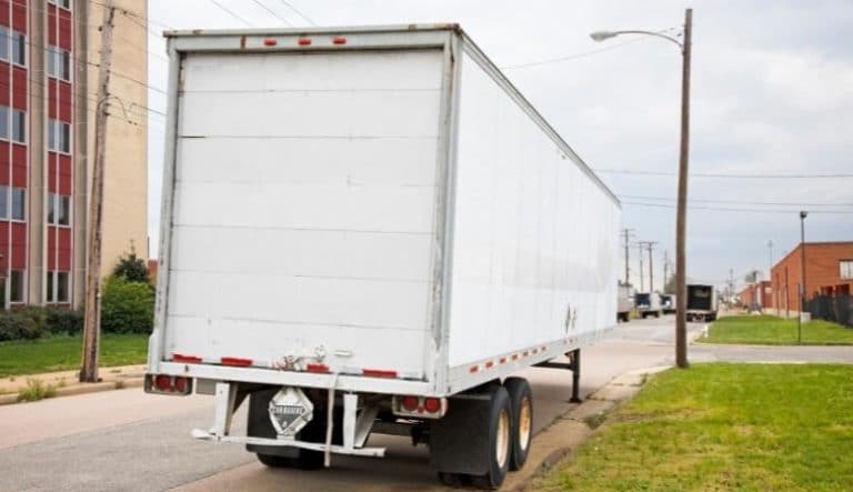 13 Things That Are About 50 Feet (ft) Long – dimensionofstuff.com